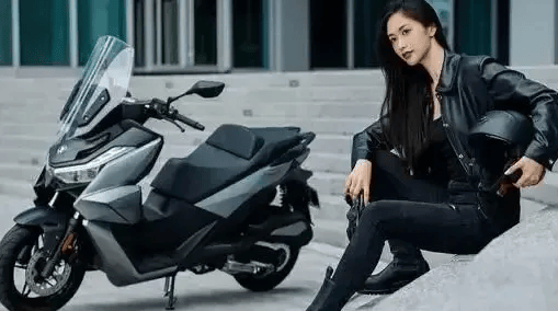 无极发布新SR250GT Pro版本..._搜狐汽车_搜狐网