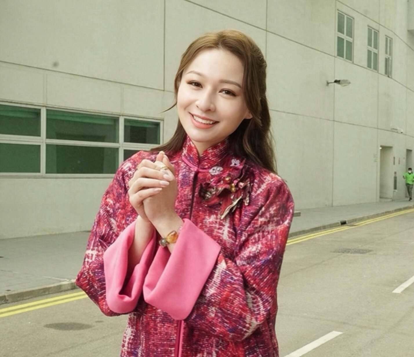 TVB港姐冠军突然空降剧组，首次拍剧压力大，入行后丑闻不断_林钰_速递_高层