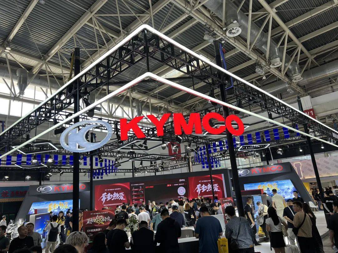 北京摩展丨奔赴热爱！光阳赛艇X350纪念版以及ST250 30周年纪念版发布!_方面_配置_踏板