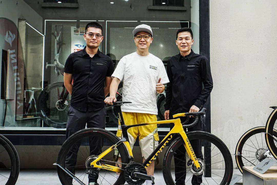 【P11再起】incolor “全局最优解” INTROPY SPEEDSTER公路车发布_搜狐汽车_搜狐网