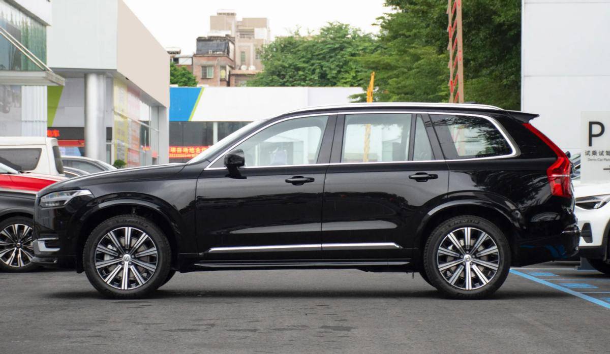 沃尔沃 XC90 狂降 15 万，性价比爆棚，你还在看奥迪 Q7 吗？_搜狐汽车_搜狐网