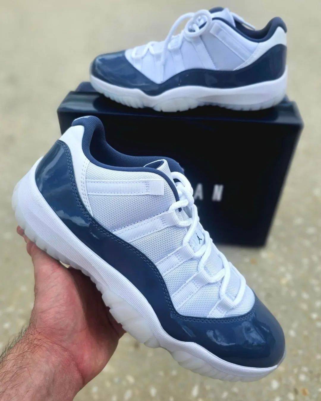 SOAR NEWS｜AJ11 Low “Diffused Blue”、Pharrell x adidas Superstar92_线条_灵感_设计