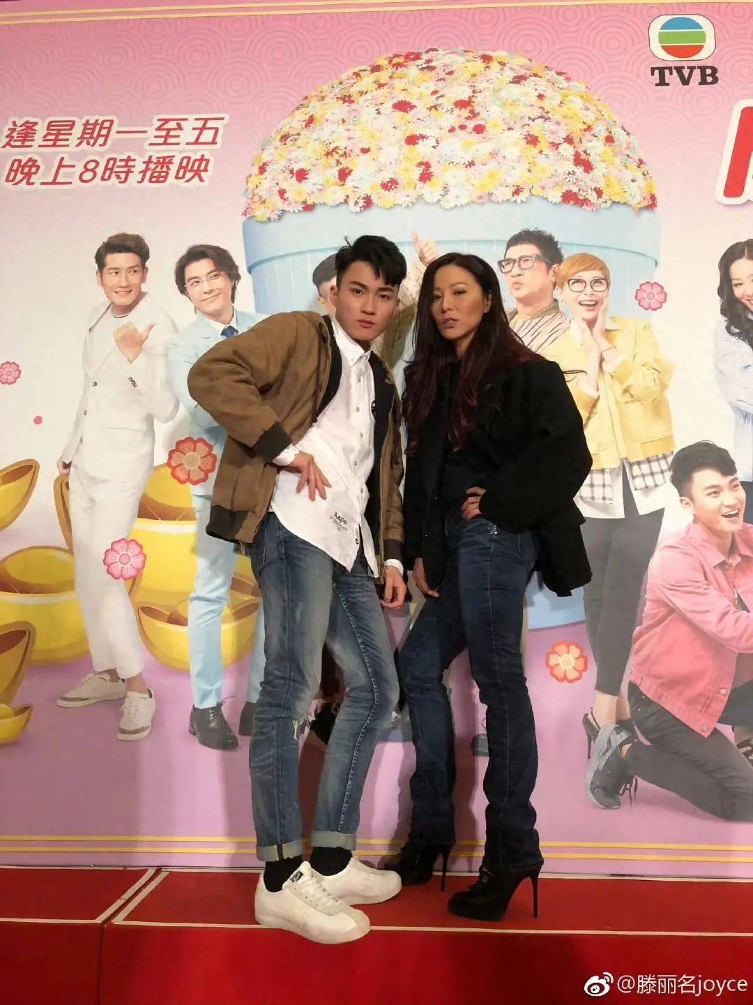 厉害！TVB知名女星自曝因车祸面部缝20针，庆幸未留疤，全靠母亲一妙招_滕丽名_工作_剧集