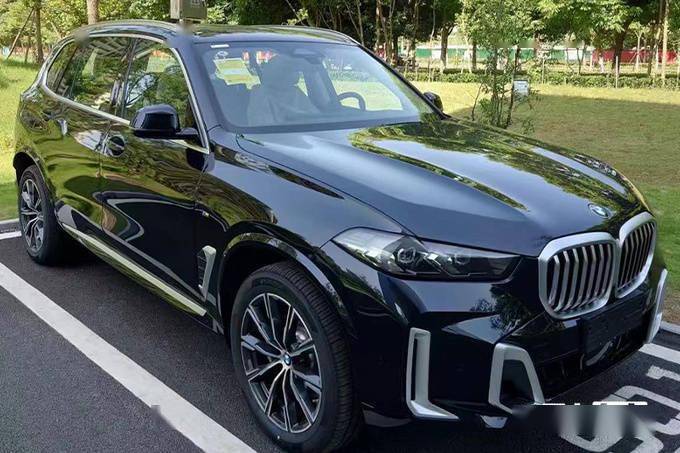 宝马X5L推6座7座版！轴距竟与理想L9相当，空间大战一触即发？_搜狐汽车_搜狐网