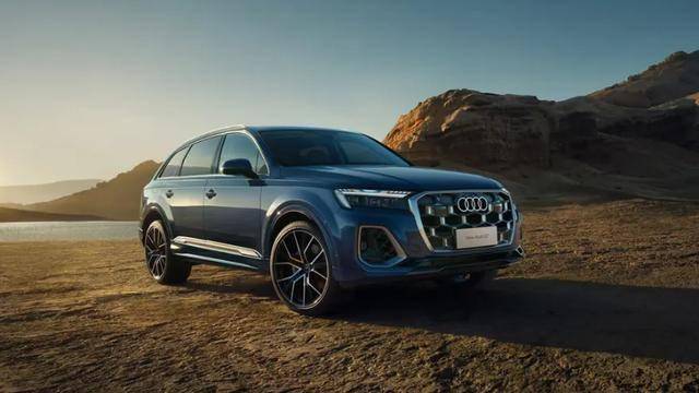 2025款奥迪Q7国内上市，换上“新车标”，剑指宝马X5和奔驰GLC！_搜狐汽车_搜狐网