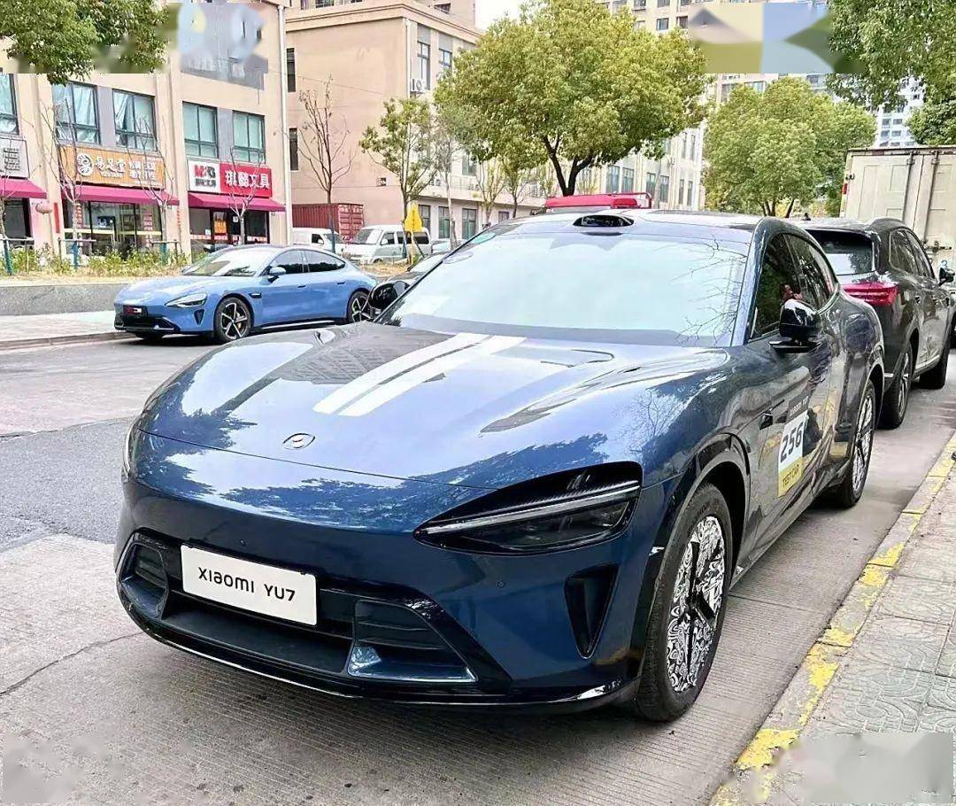 小米YU7实车首曝光！820公里续航直指特斯拉_搜狐汽车_搜狐网