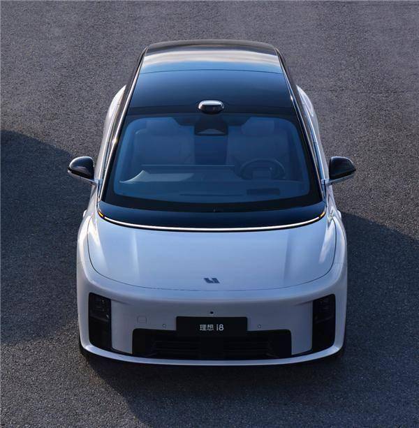 理想i8纯电SUV首秀：L系与MEGA设计融合，内饰家族化引关注_搜狐汽车_搜狐网
