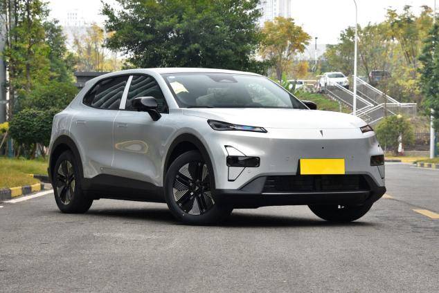 10来万追求各方面都好的纯电SUV，零跑B10、银河E5和深蓝S05选谁_搜狐汽车_搜狐网