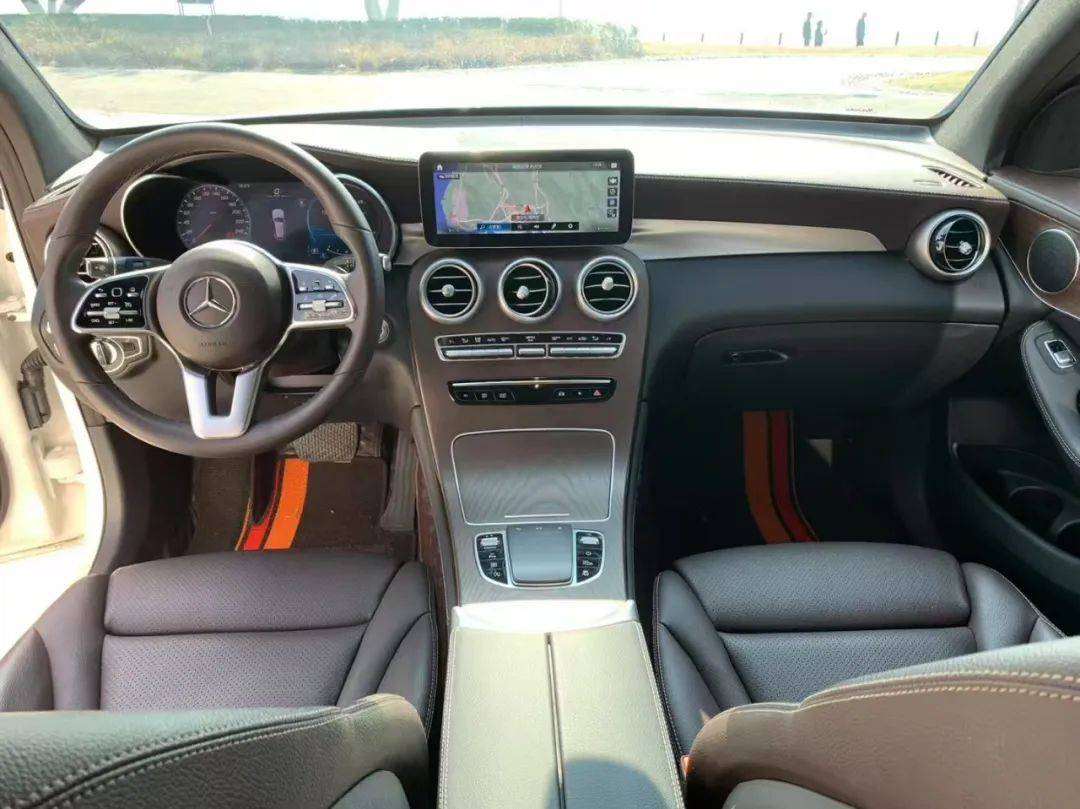 2022年 奔驰GLC 260L 2.0T 精品车况_搜狐汽车_搜狐网