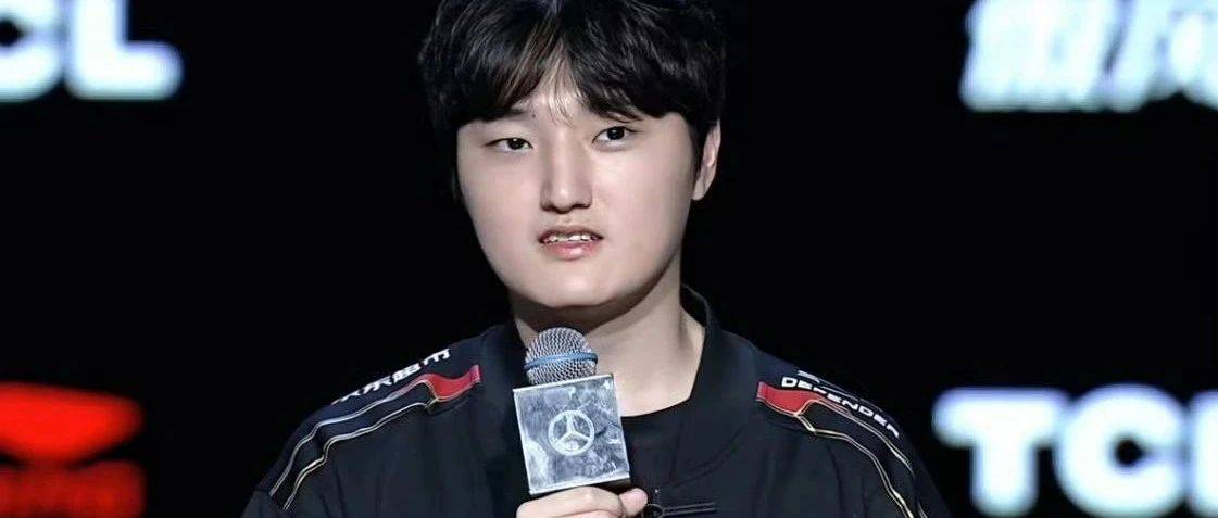 虎娘日报：云顶全新小小英雄原画公布 JDG轻松零封WBG状态回暖_比赛_Viper_Semb