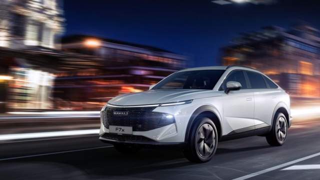 哈弗F7x轿跑SUV登陆俄罗斯，豪华配置2.0T强动力，起售价约33万_搜狐汽车_搜狐网