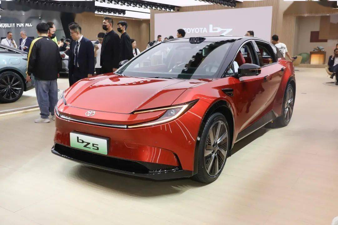 售12.98万元起！一汽丰田bZ5上市_搜狐汽车_搜狐网