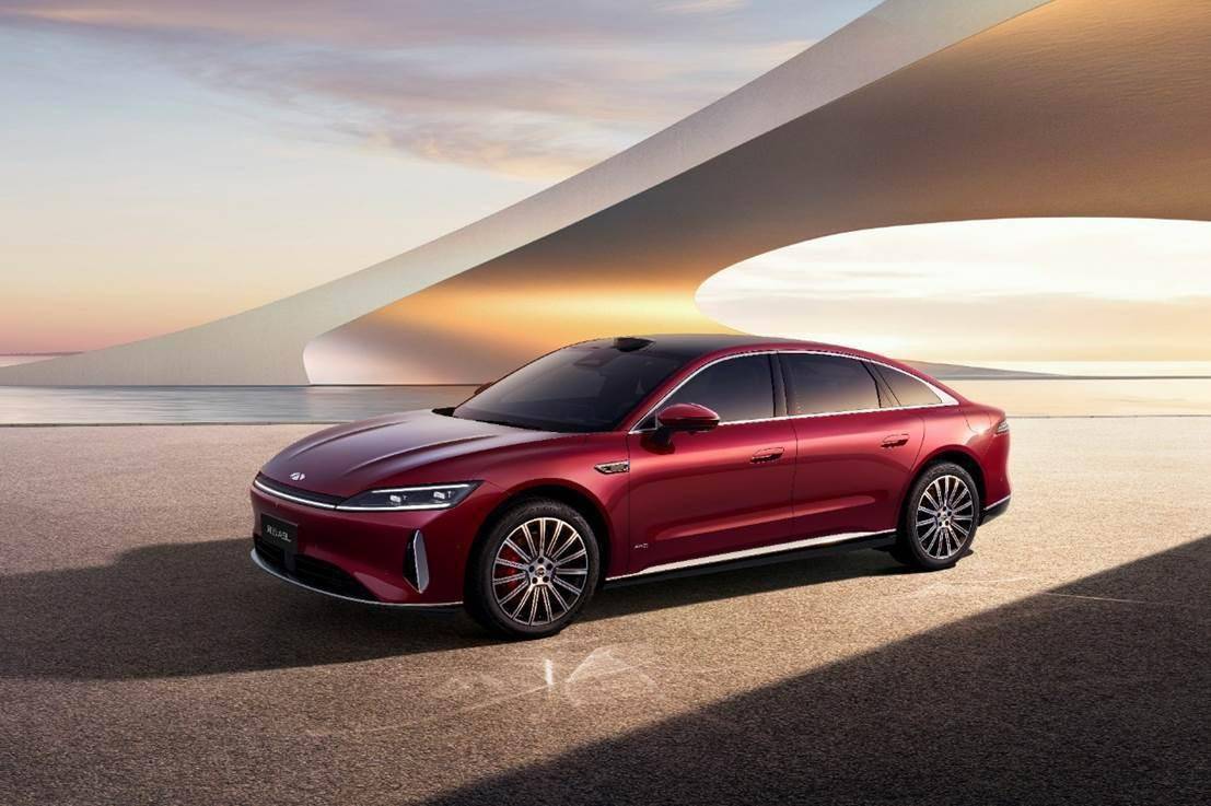 全球真C级旗舰，风云A9L全球上市抢购价13.99万元起_搜狐汽车_搜狐网