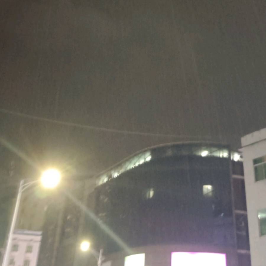 15万级纯电SUV，零跑C11深度解析，640km续航+800V快充_智能化_价位_空间