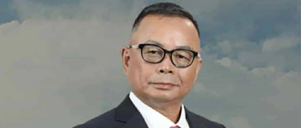 施振忠风波未了！儿子竟被爆“双护照＋双出生证” | 菲海警救了10名中国船员_Cai_菲律宾_身份
