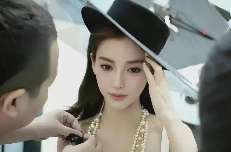 Angelababy为了复出，跑去演短剧了？网友：这颜值，降维打击！_观众_作品_市场