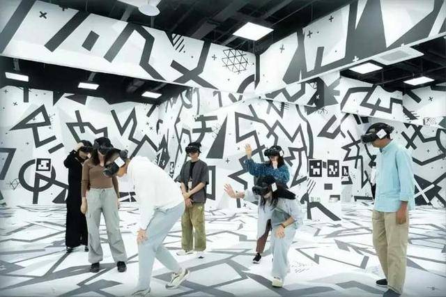 杭州M511光影汇启幕三大IP VR沉浸展 科技赋能跨时空文化体验_空间_场景_历史